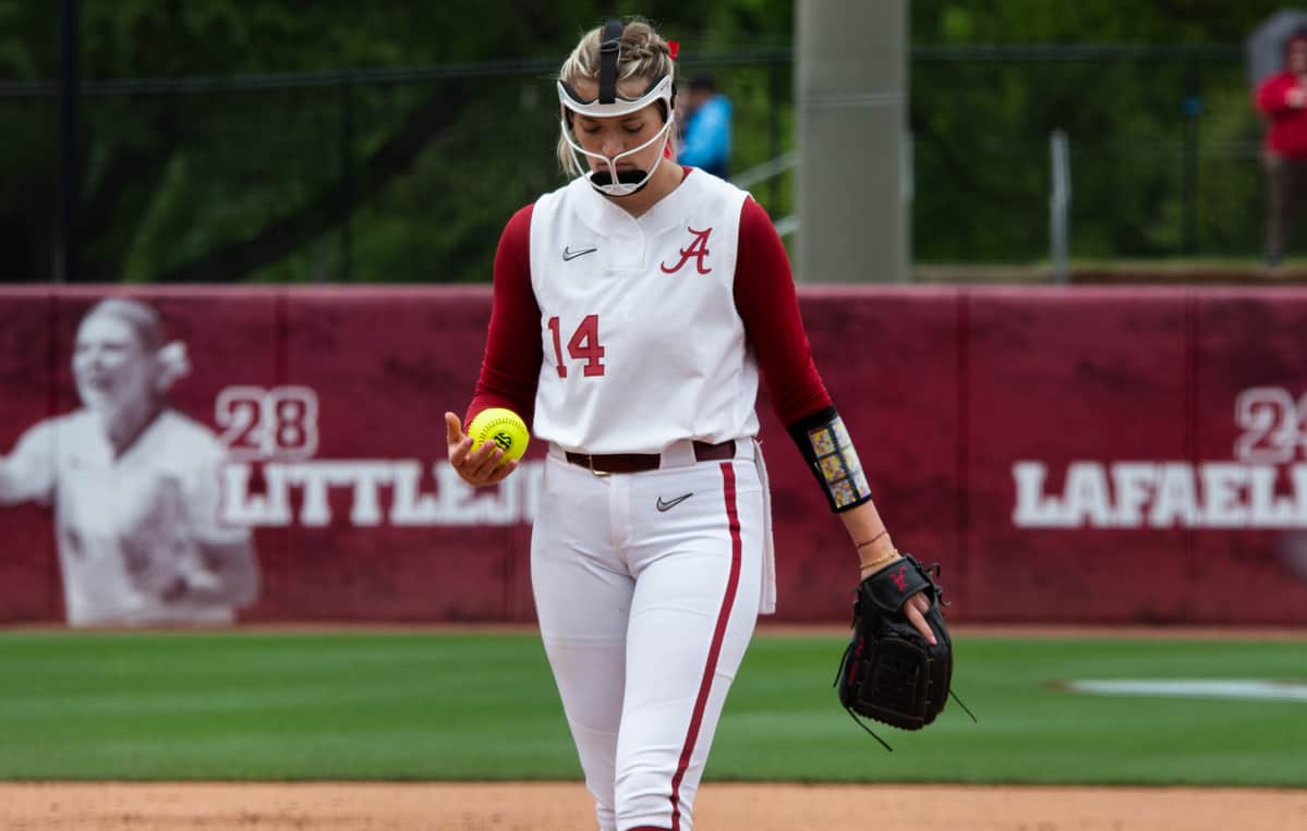 Softball secures series win over South Carolina during rainy Easter ...